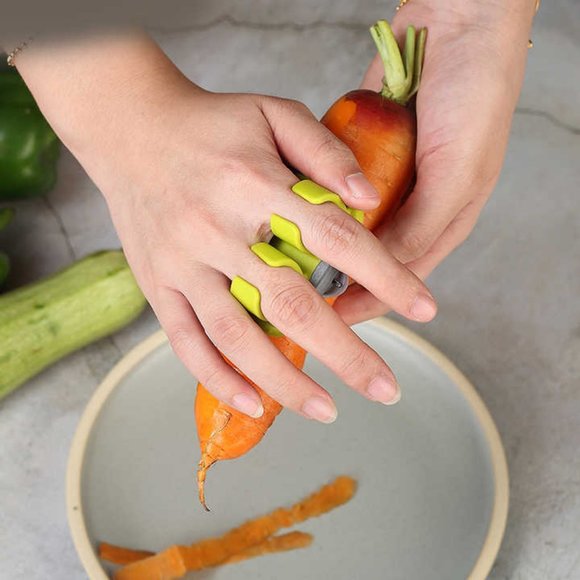 Vigor | Kitchen | Handy Silicone Finger Grips Peeler For Any Vegetables ...
